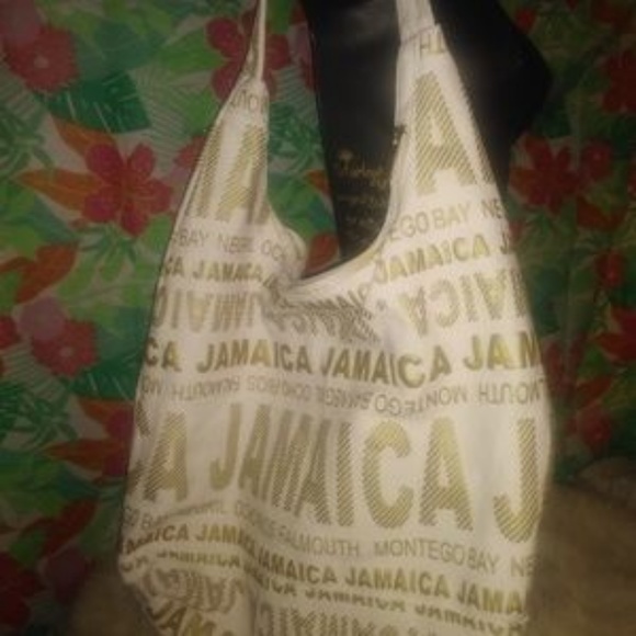 Robin Ruth | Bags | Robin Ruth Hobo Bag | Poshmark